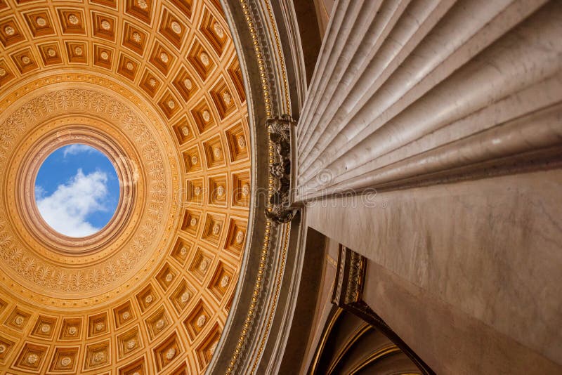 PANTHEON, ROME editorial photography. Image of iconic - 75493997
