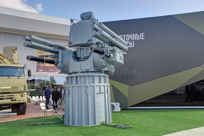 PANTSIR-YO foto editorial. Imagen de técnico, rusia - 127551621