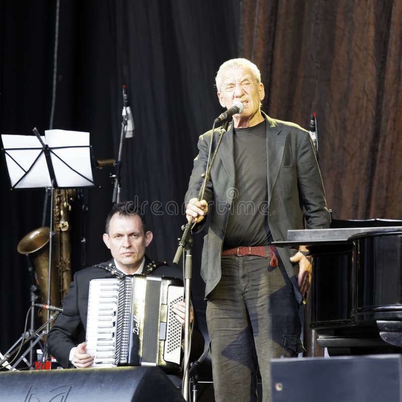 Paolo Conte editorial photography. Image of concert, stuttgart - 20305117