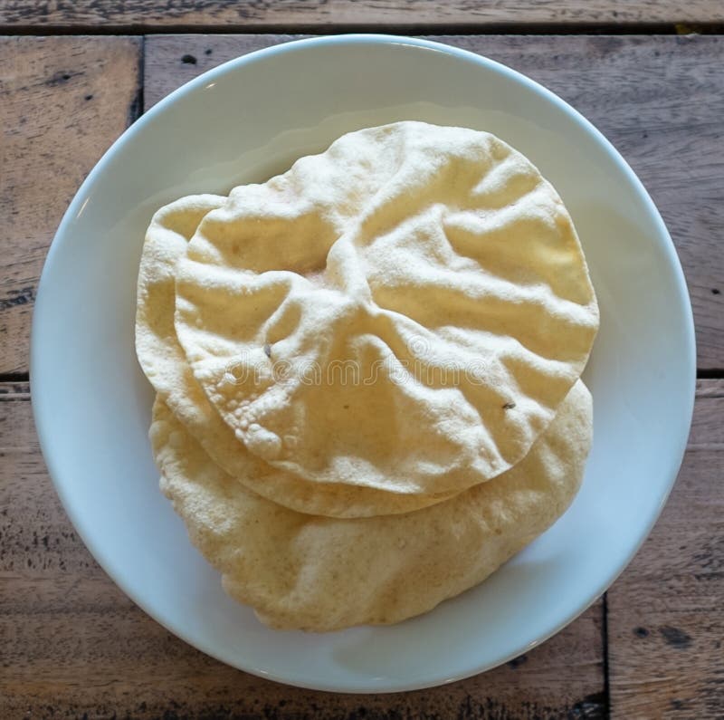Papadam, Ein Indischer Snack Stockfoto - Bild von asiatisch, nepalese ...