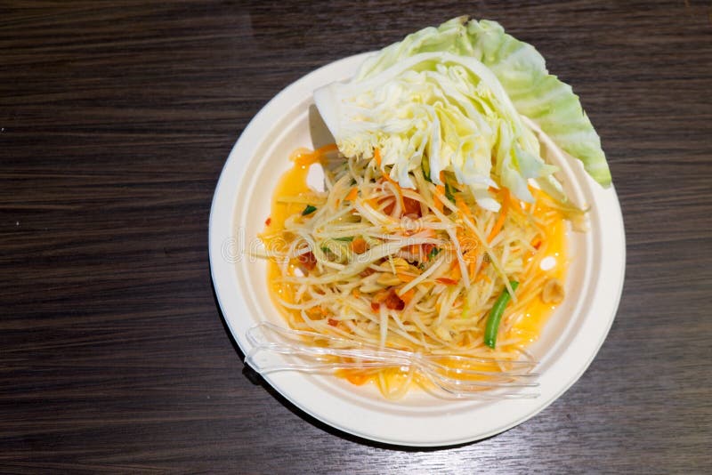 Papaya Salad in Paper Plate Stock Image - Image of white, health: 106220621