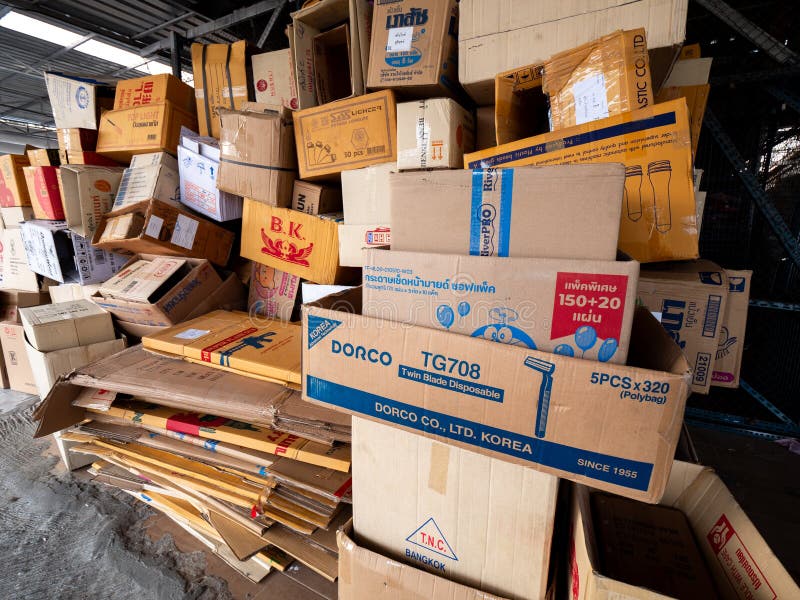 Paper Boxes Arranged Together Folded Stock Photos - Free & Royalty-Free ...