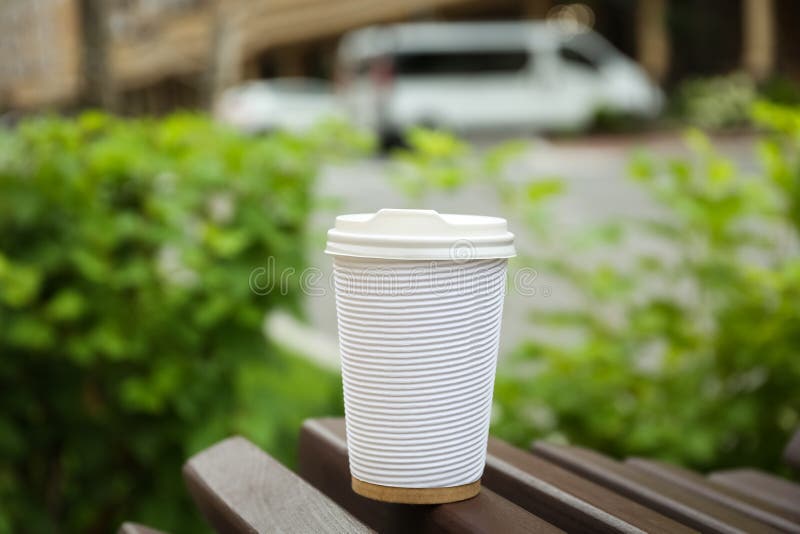 Paper Cup of Coffee on Wooden Bench Outdoors. Takeaway Drink Stock ...