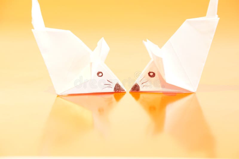 Paper origami mouse stock image. Image of wild, color - 84374961