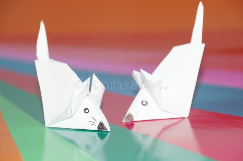 343 Origami Mouse Stock Photos - Free & Royalty-Free Stock Photos from ...