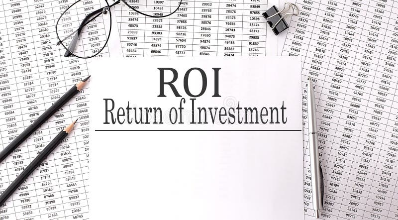 Paper with ROI on a Table on the Charts Stock Image - Image of analyze ...