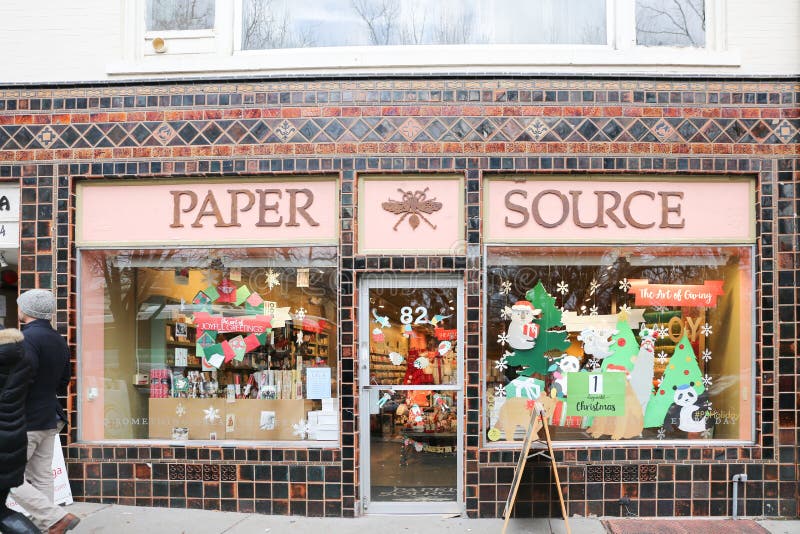 Paper Source Retail Store Sign Editorial Stock Image - Image of mall ...