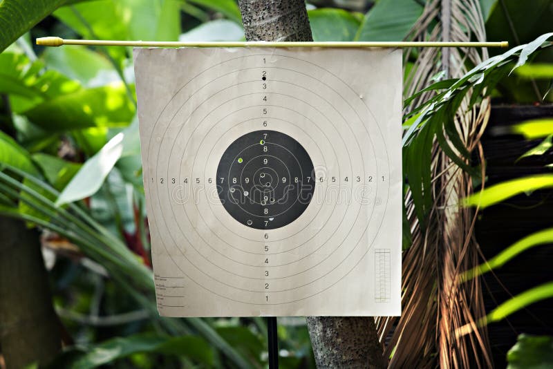 Paper targets stock image. Image of point, goals, center - 148333371