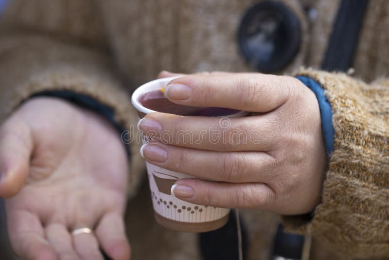 Paper Tea Machine in Female Hands when it`s Cold Stock Image - Image of ...