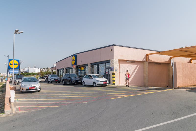 Exterior of Lidl building editorial stock photo. Image of price - 245286933