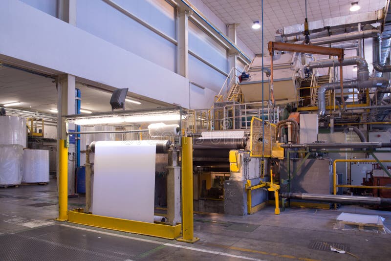 De Molen Van Het Papier En Van De Pulp Plant - Fourdrinier Machine ...