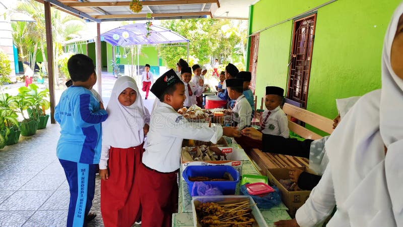 Students, Snacks in the School Canteen during Break Times Editorial ...