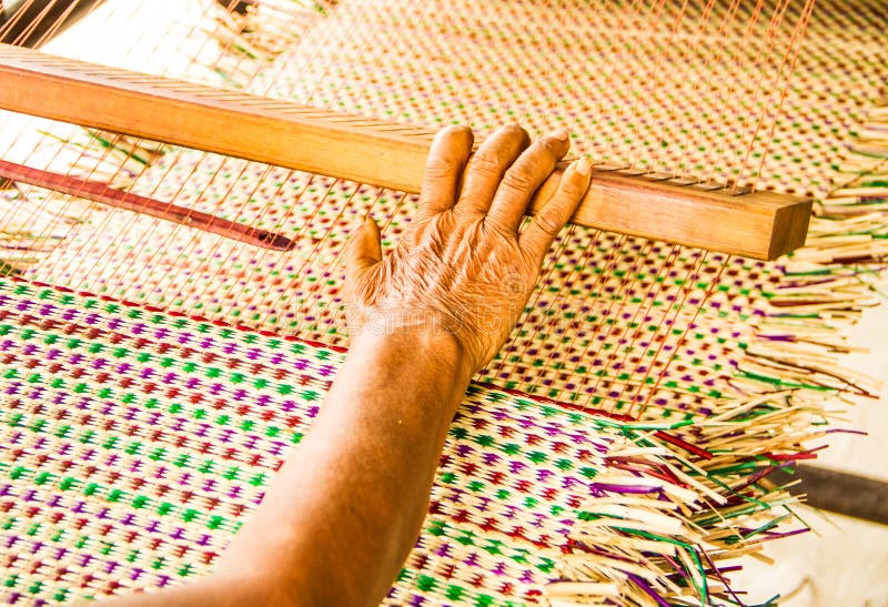 Papyrus mat making stock image. Image of straw, rugs - 33143381