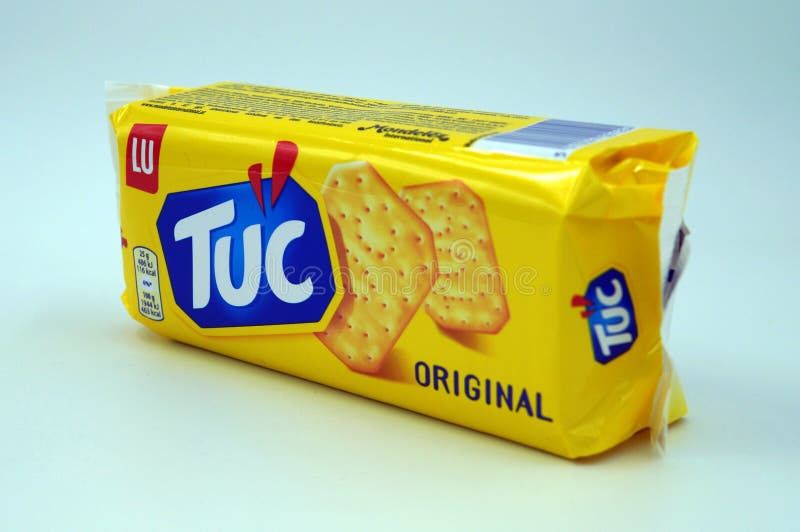 Un Paquete De 5 Snack Size Mounds Candy Bar Fotografía editorial ...