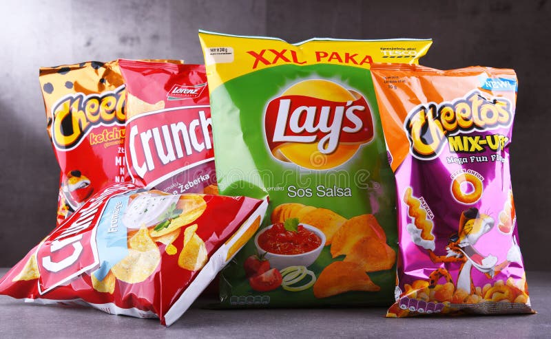 Paquetes De Marcas Populares De Snacks Imagen de archivo editorial ...
