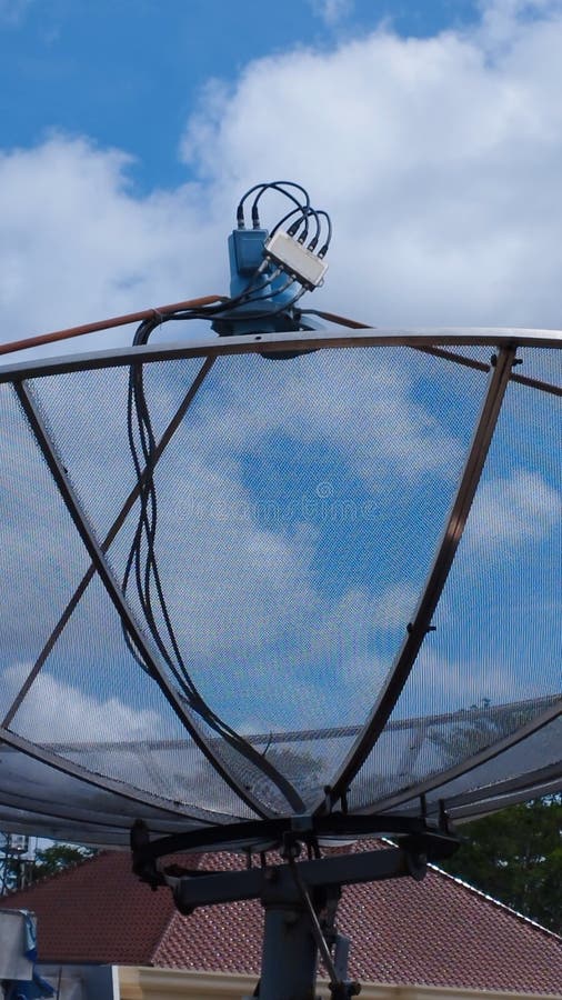 Parabolic Disc Antenna for Broadcast Satellite Tv Analog Receiver Stock ...