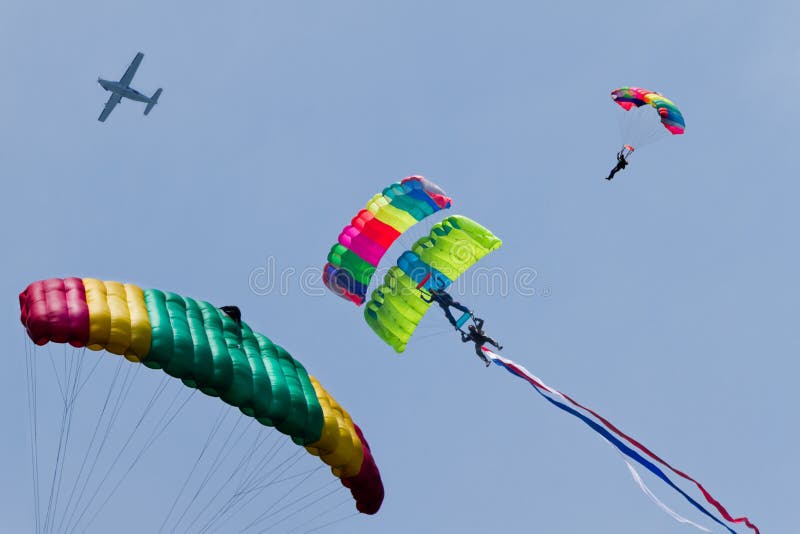 Parachute Jumping from Airplane Stock Image - Image of aeroplane ...