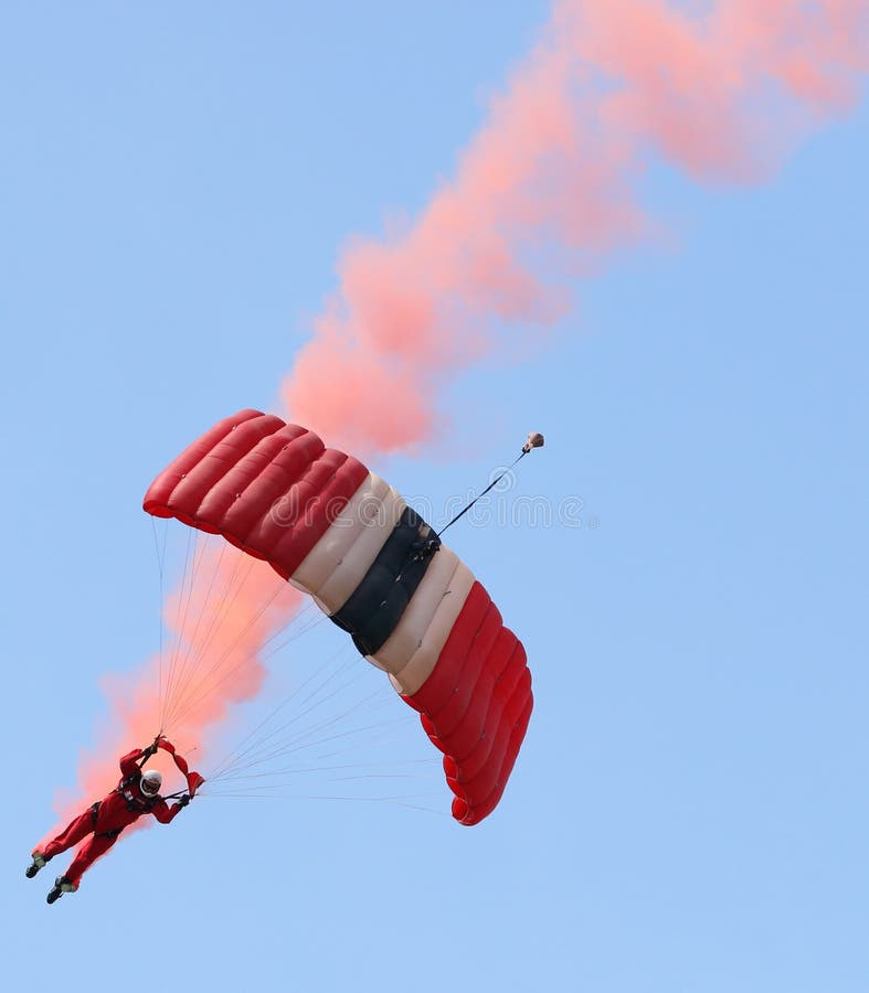 Parachute Regiment Red Devils Display Team Stock Photos - Free ...