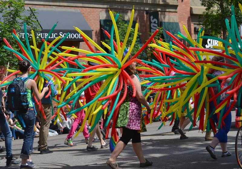 Parade with Balloons editorial photography. Image of green - 26778387