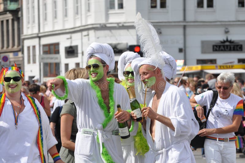 Parade in Copenhagen editorial photography. Image of denmark - 13089582