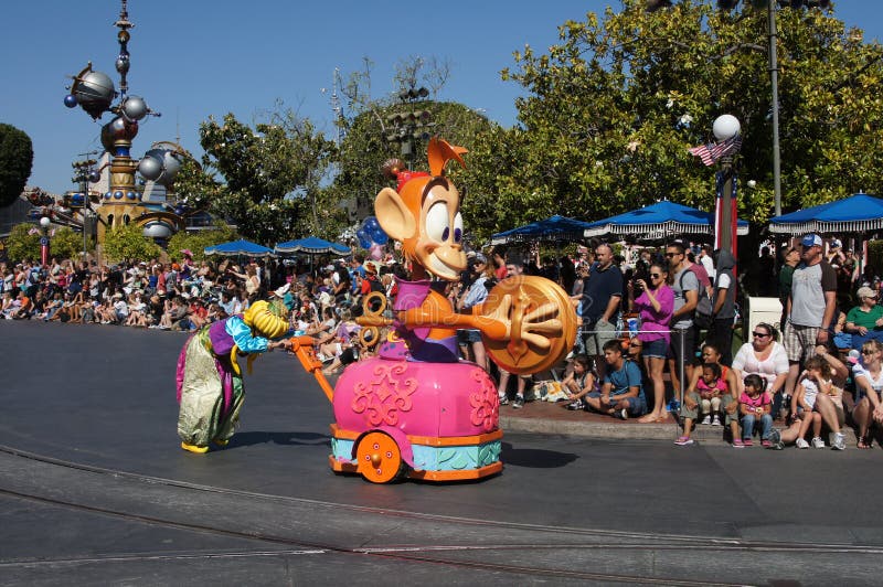 Aladdin Parade Float In Disney World Orlando Editorial Photo - Image of ...