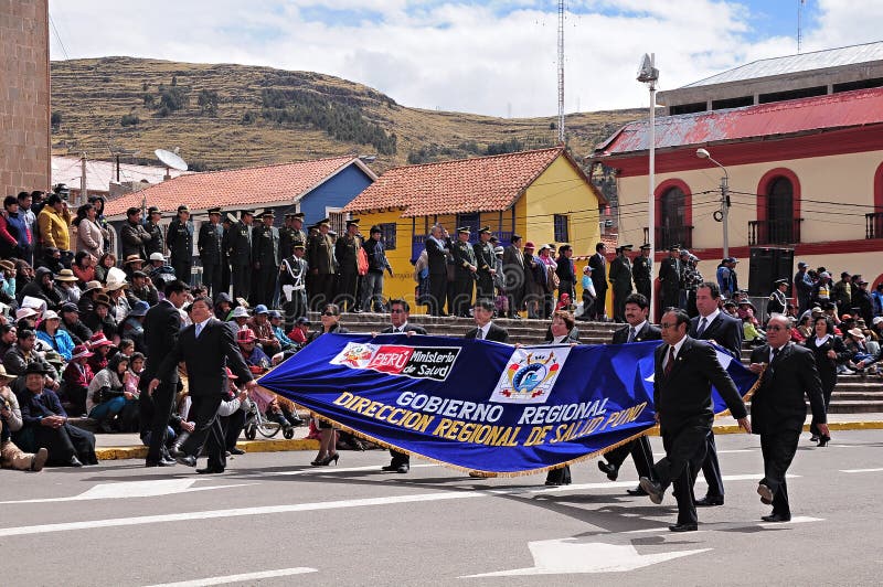 Parade in Puno - Peru editorial stock photo. Image of puno - 18228873