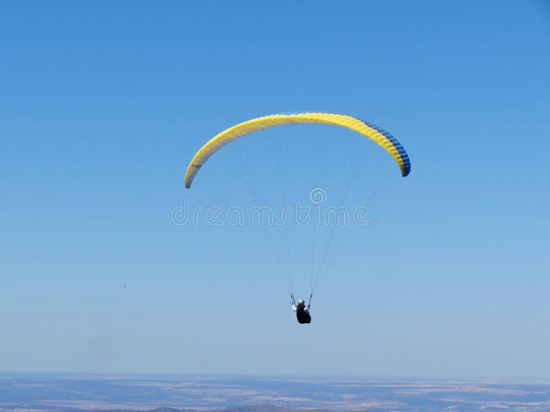 Paraglider Flying in the Blue Sky in Piedrahita, Spain. Editorial Stock ...