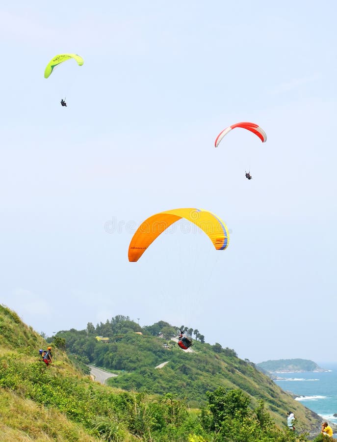 Paragliding editorial stock photo. Image of people, hobby - 22331123