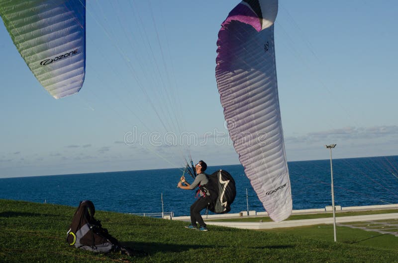 Paragliding Course Lessons for New Beginners on the Park Editorial ...