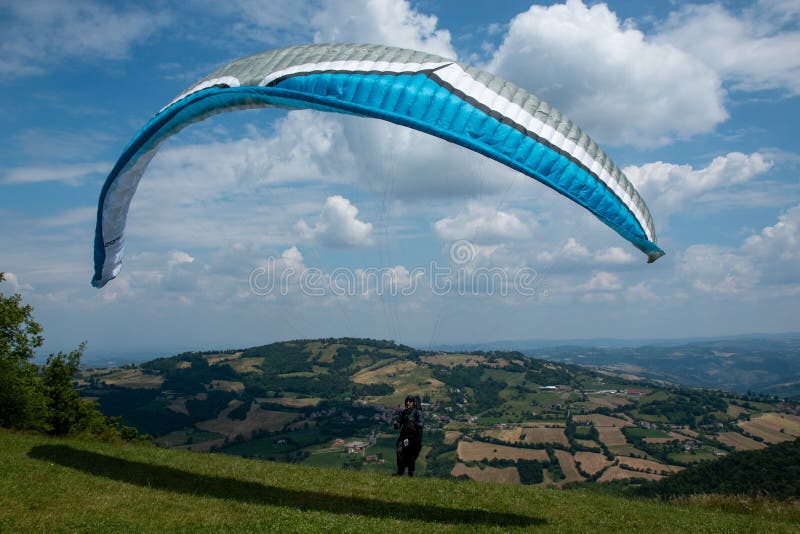 Paragliding Flying with Parachutes in the Clouds Editorial Stock Photo ...