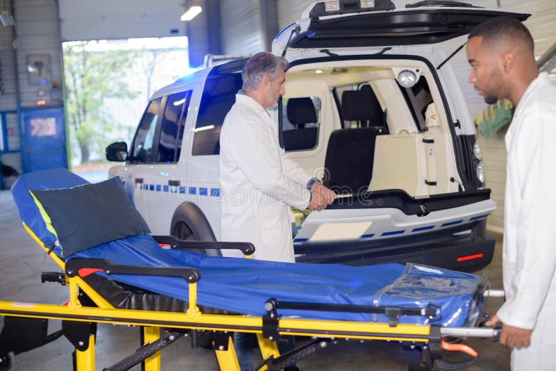 Paramedics Portable Bed Stock Photos - Free & Royalty-Free Stock Photos ...