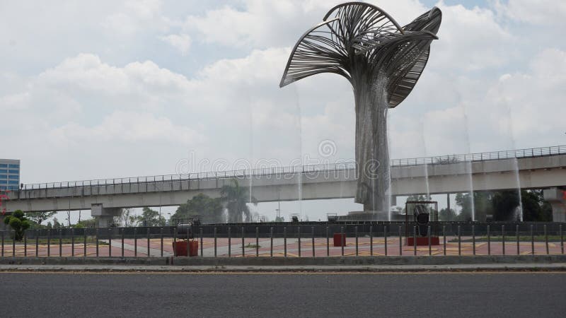 The Parameswara Monument Has the LRT Line in the Background Editorial ...