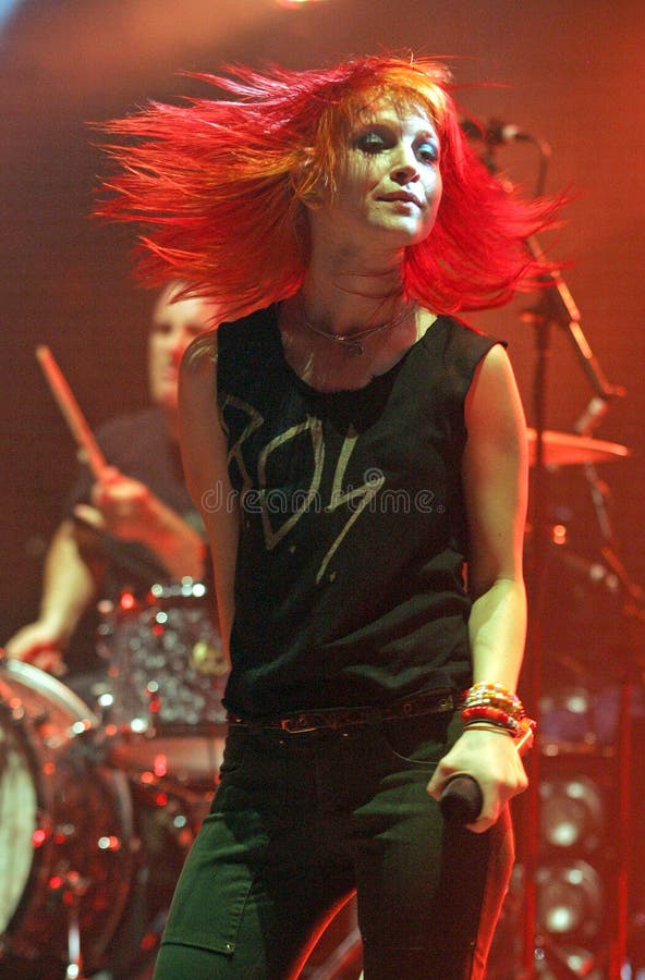 Paramore Performs in Concert Editorial Photo - Image of music, hayley ...