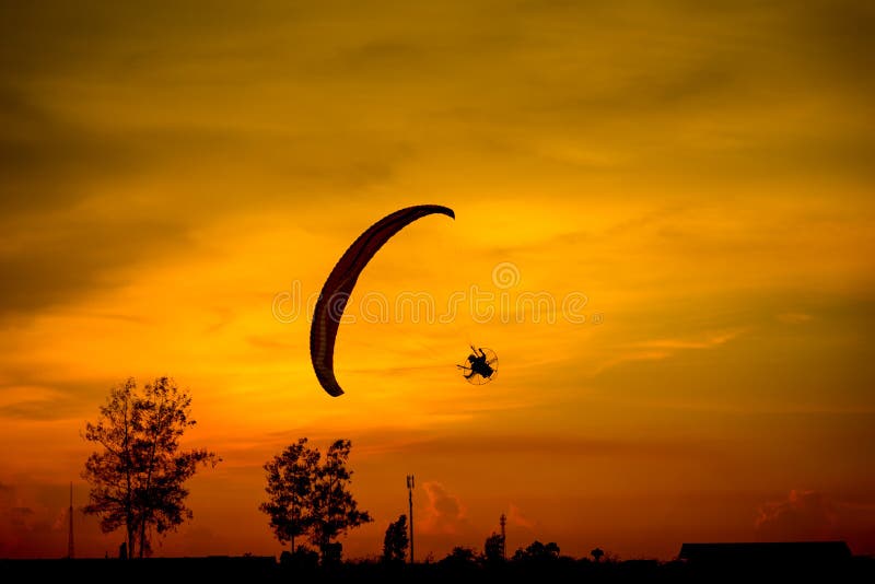 Paramotor Flying Silhouette Stock Photo - Image of flying, risk: 66404960