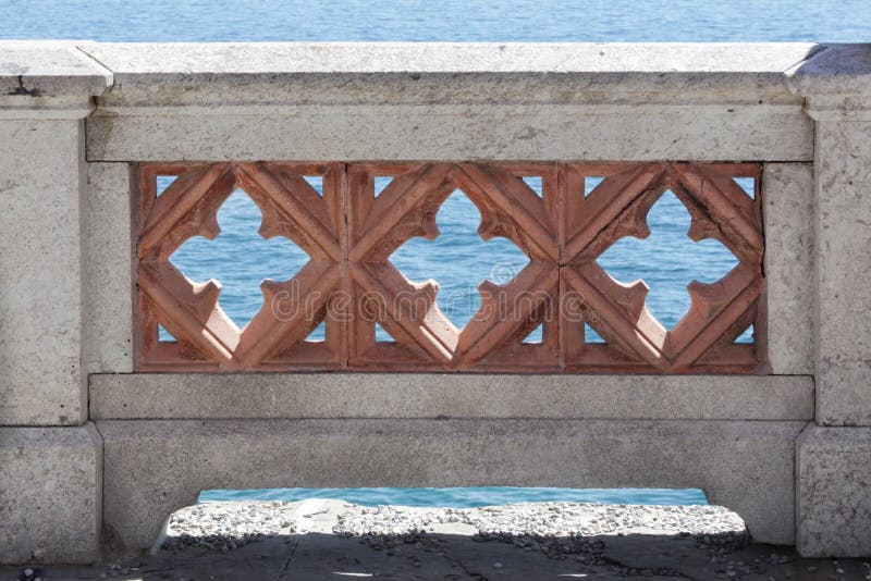 imágenes comunes del Parapeto De Piedra - los derechos de la ...