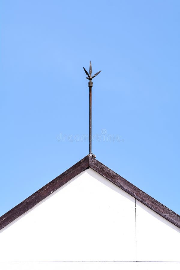 Paratonnerre image stock. Image du antenne, architecture - 28041819
