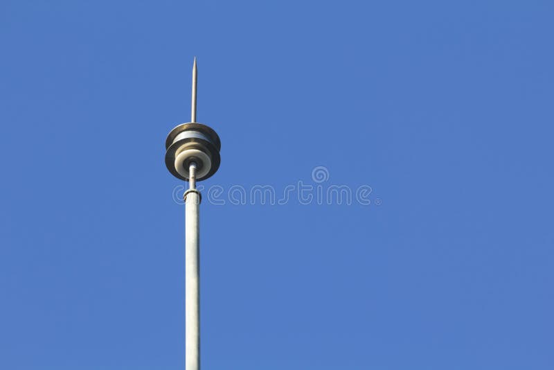 Paratonnerre photo stock. Image du industrie, tour, technologie - 48346922
