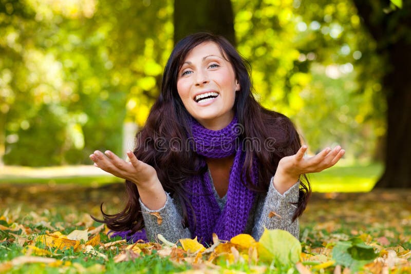Parc autumn woman stock image. Image of autumn, fashion - 10909627
