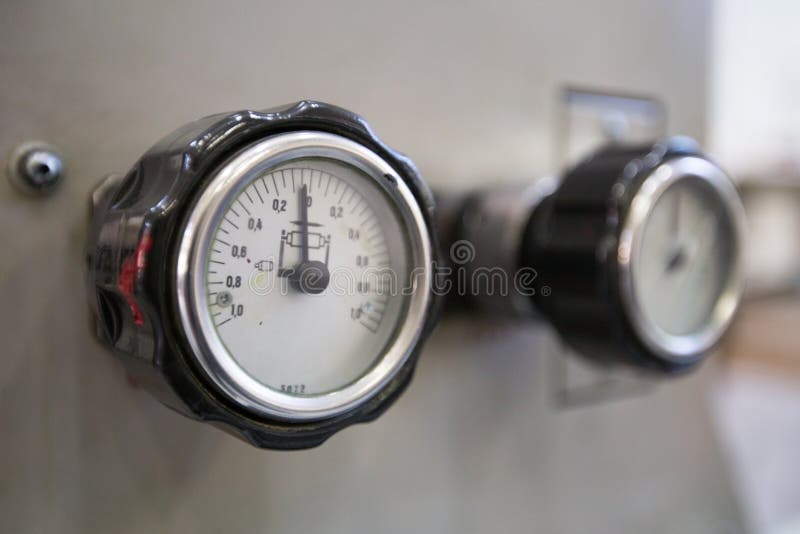 Parecchi Vecchi Contatori Polverosi Della Cifra Immagine Stock ...