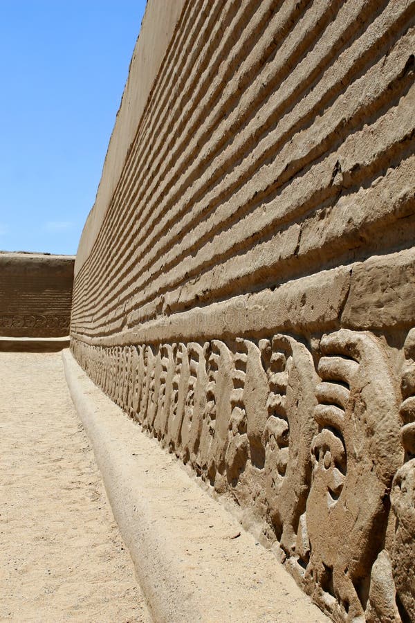 Pared De La Ruina De Chan Chan Imagen de archivo - Imagen de perdido ...