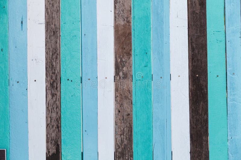 Pared de madera del color imagen de archivo. Imagen de viejo - 28205697