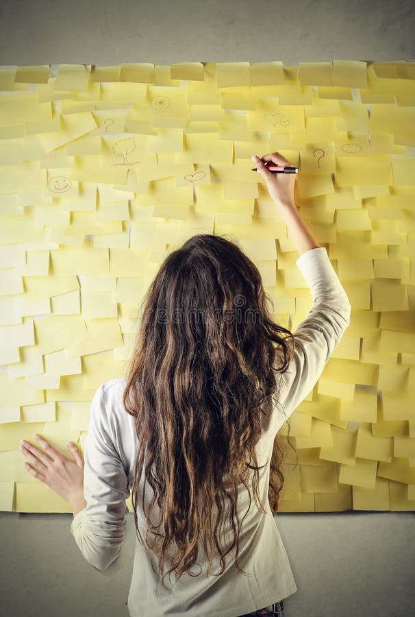 Pared del post-it imagen de archivo. Imagen de creativo - 63597947