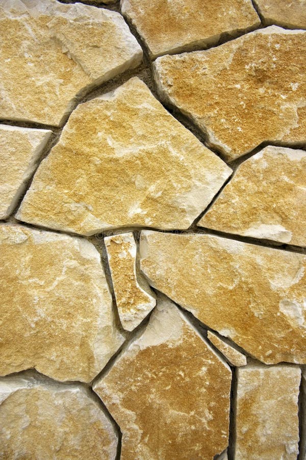 Pared natural de piedra imagen de archivo. Imagen de travieso - 4392423
