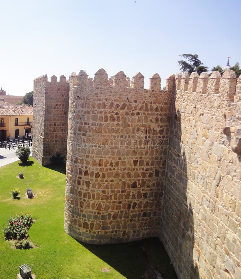 Parede Medieval Da Fortaleza De Avila, Espanha Foto de Stock - Imagem ...