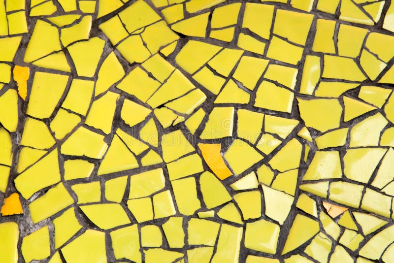 Muro in ceramica rotto immagine stock. Immagine di materiale - 43800461