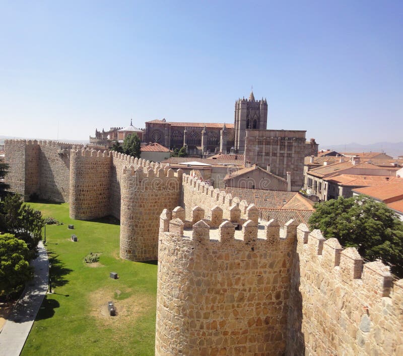 Parete Medievale Di Avila, Spagna Fotografia Stock - Immagine di giorno ...