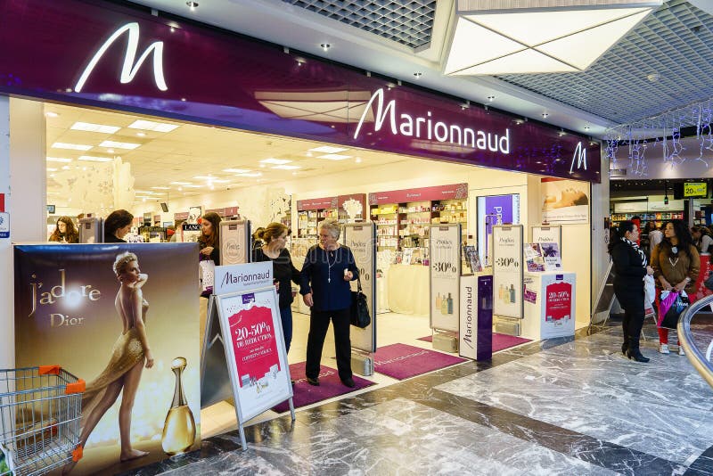 Parfumerie de Marionnaud photo éditorial. Image du international - 52744796