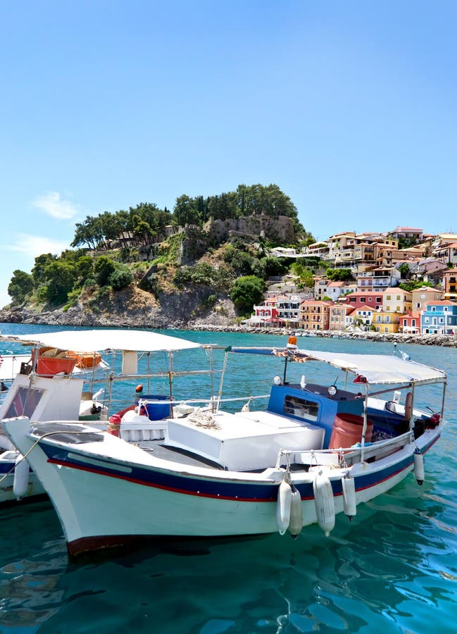 Parga Grekland arkivfoto. Bild av grekland, netto, bygger - 31685700