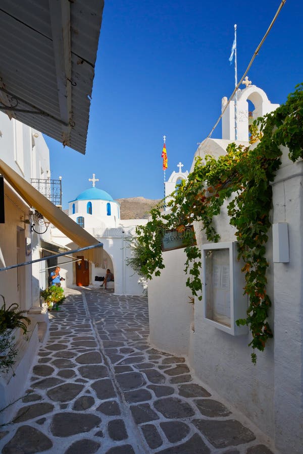 Parikia na ilha de Paros foto editorial. Imagem de console - 59670086