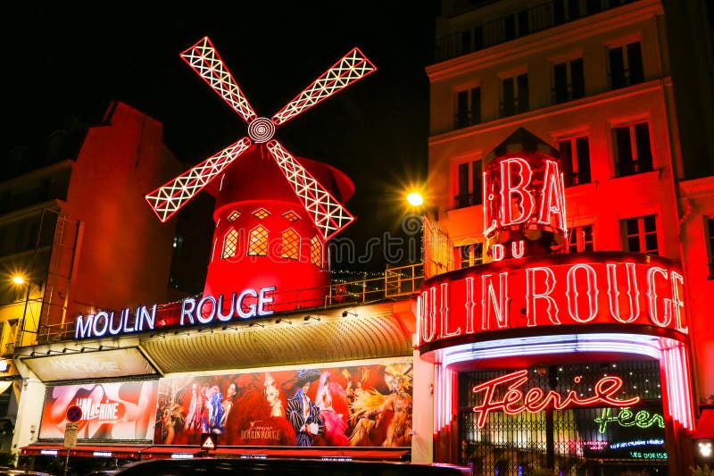 Moulin Rouge editorial photography. Image of street - 320752872